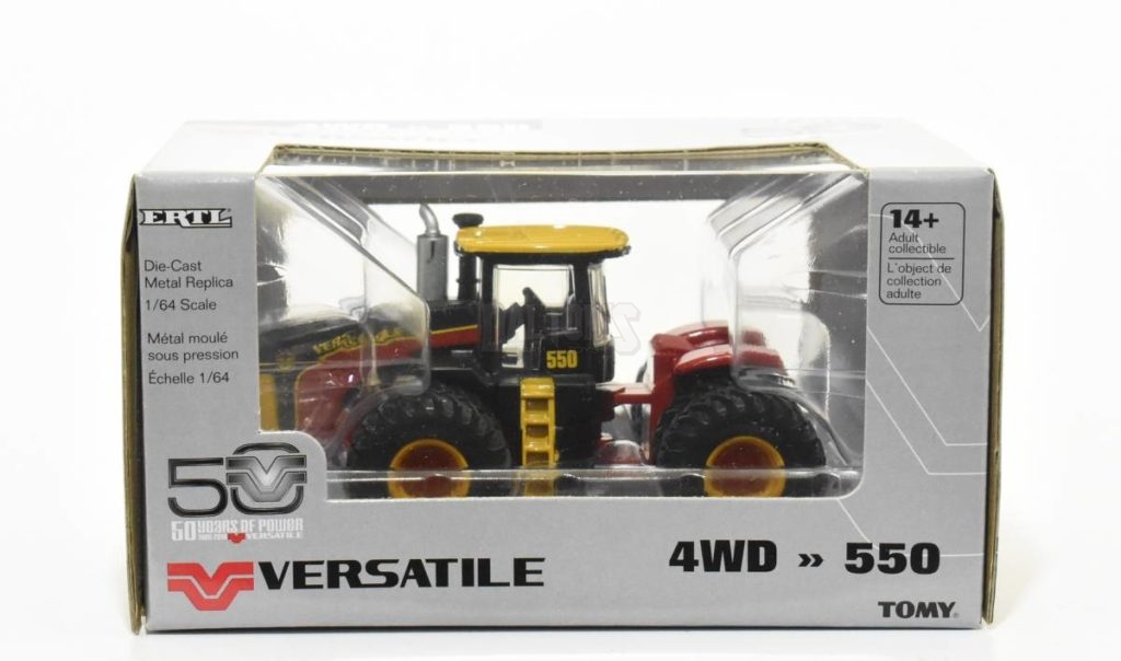 1/64 Versatile 550 4WD Tractor, Retro Paint Scheme - Dalton's Farm Toys