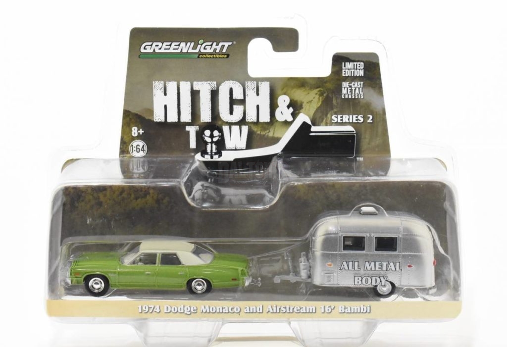 1/64 Dodge Monaco And Airstream 16' Camper - Dalton's Farm Toys