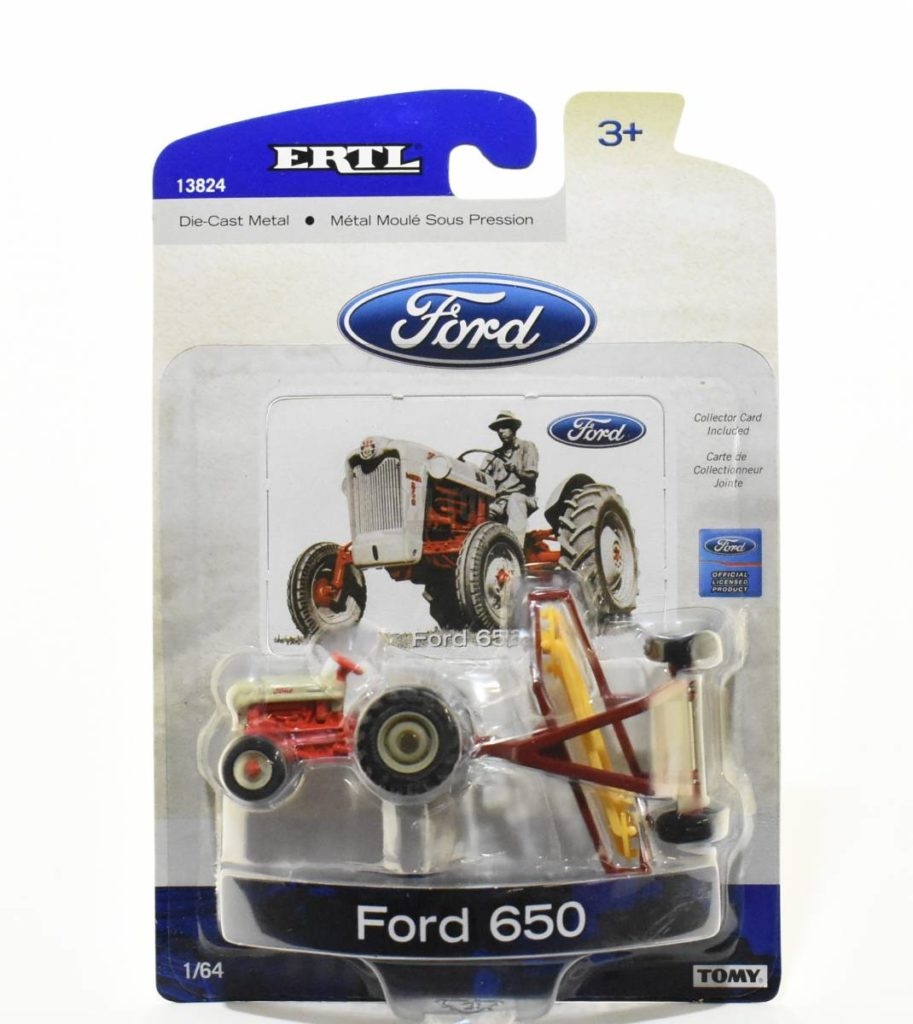 1/64 Ford 650 Tractor with Hay Rake - Dalton's Farm Toys