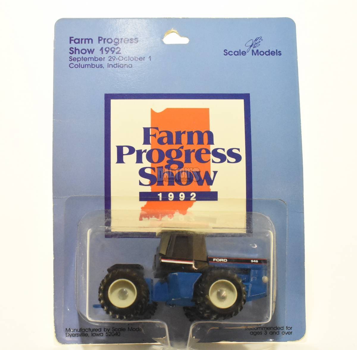 1/64 Ford 946 Tractor Farm Progress Show 1992 - Dalton's Farm Toys