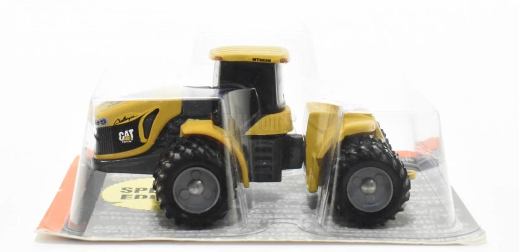 1/64 CAT Challenger MT965B 4WD Tractor With Triples, 2008 Farm Progress ...
