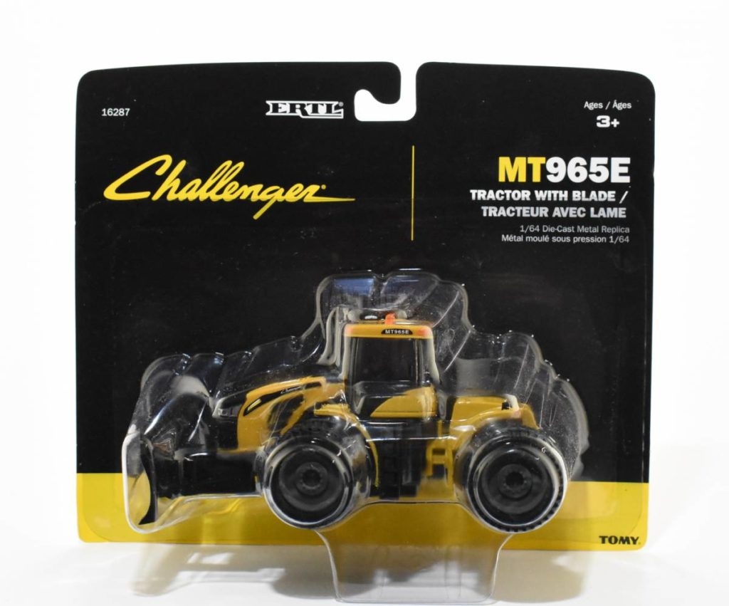1/64 Challenger Mt965E Tractor With Duals & Blade - Dalton's Farm Toys