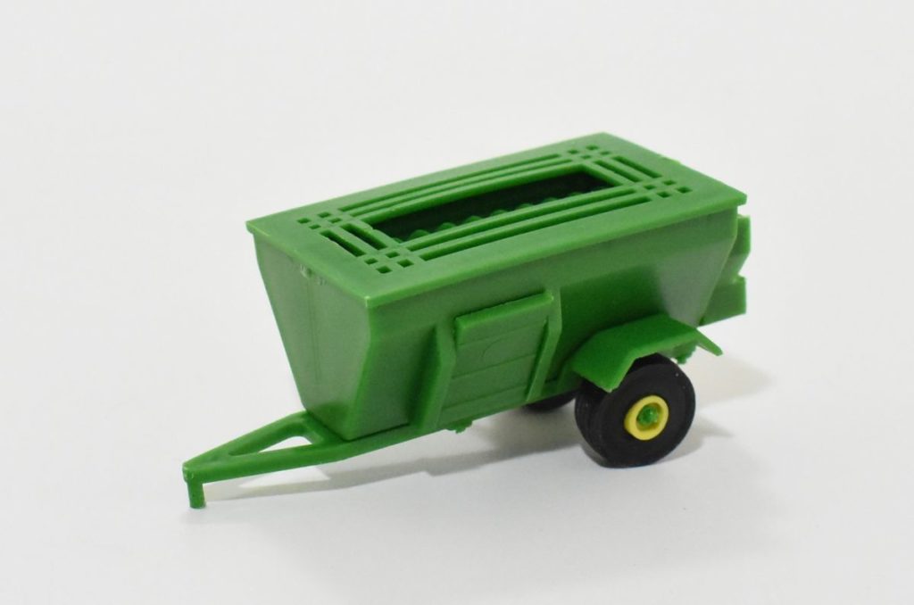 1/64 TMR Mixer Feed Wagon, Green - Dalton's Farm Toys