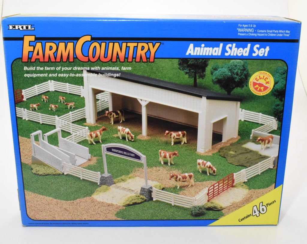 1/64 Farm Country Animal Shed Playset With Cows, Fence, Loading Chute ...