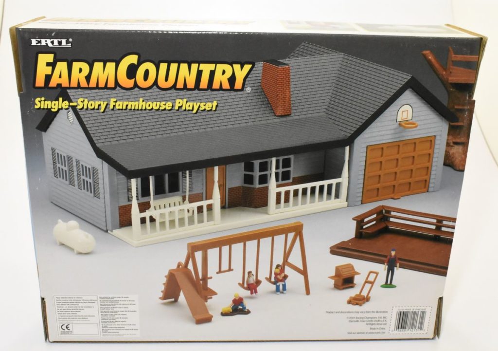 1/64 Farm Country Ranch House Playset - Dalton's Farm Toys