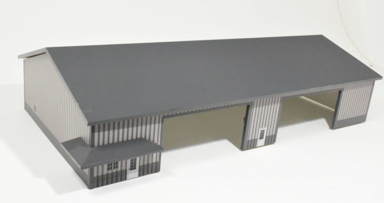 1/64 Grey 60 x 120 Machine Shed With 2 Doors - Dalton's Farm Toys