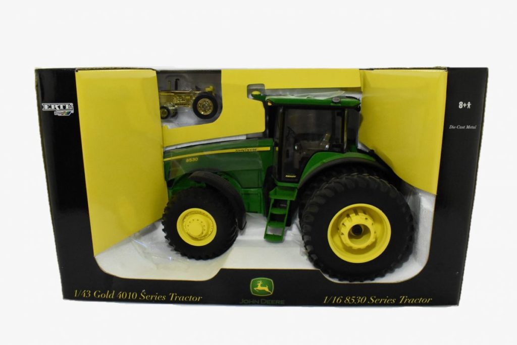 1/16 John Deere 8530 Tractor w/ 1/43 Gold 4010 Tractor - Dalton's Farm Toys