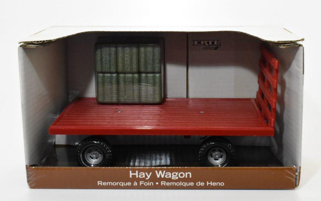 1/16 Case IH Red Flatbed Rack Hay Wagon W/ Hay Bales - Dalton's Farm Toys
