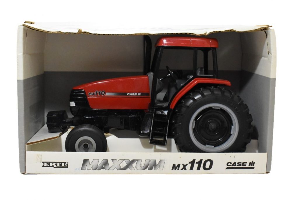 1/16 Case Maxxum MX110 Tractor - Dalton's Farm Toys