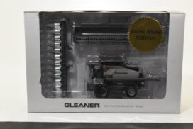 1/64 Gleaner S88 Combine W/ Duals & Two Heads, 2015 Farm Show Edition ...