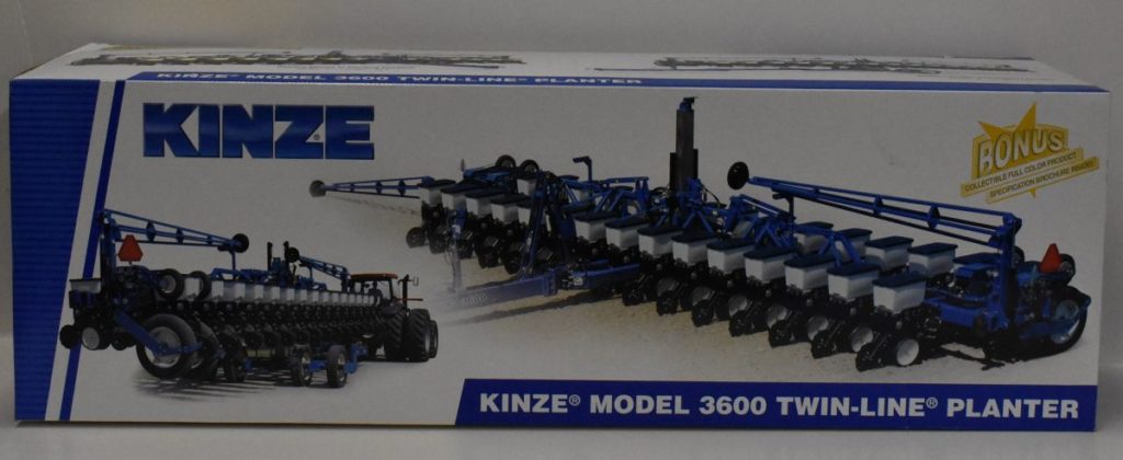 1/16 Kinze 3600 Twin Line Folding Planter - Dalton's Farm Toys
