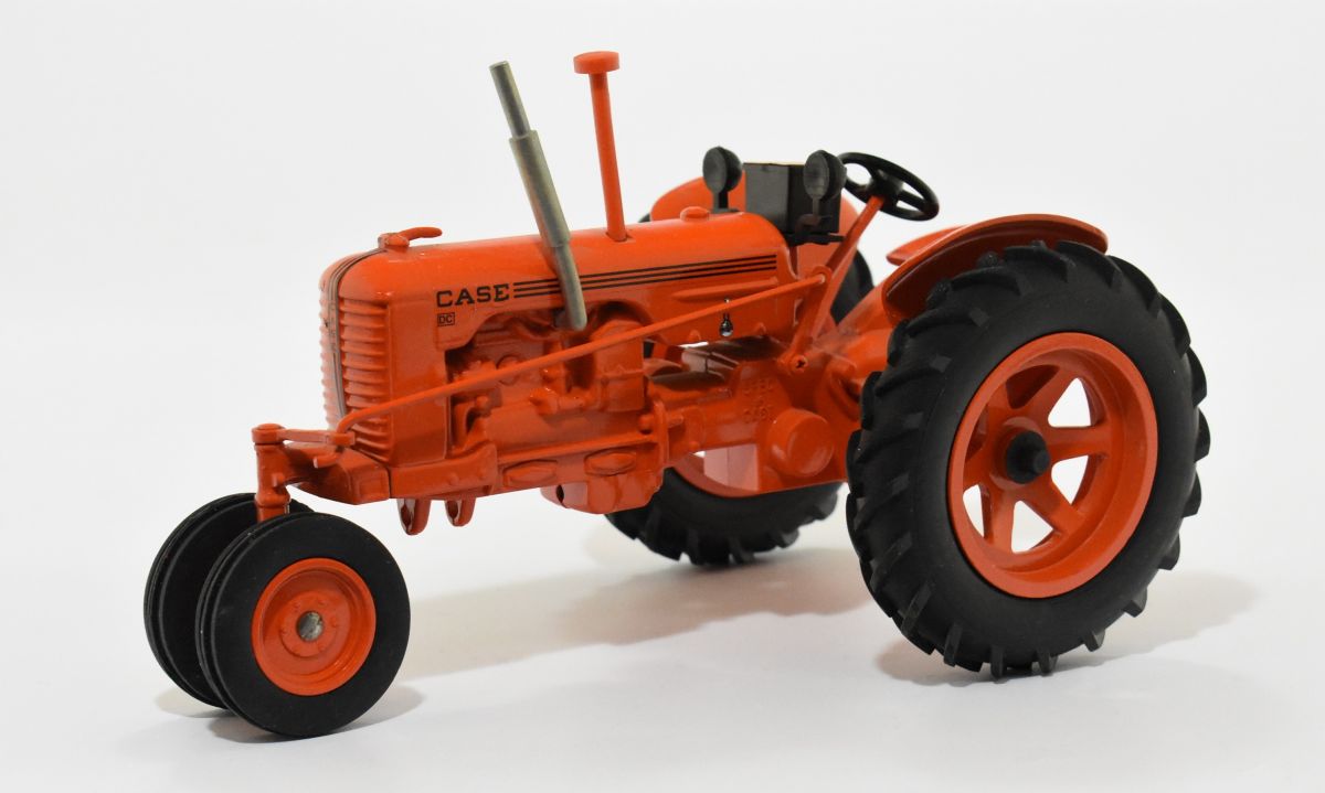 1/16 Case DC Tractor - Dalton's Farm Toys