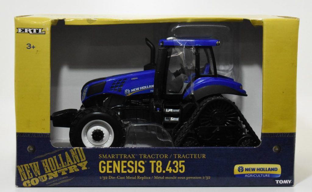 1/32 New Holland T8.435 Smarttrax Tractor - Dalton's Farm Toys