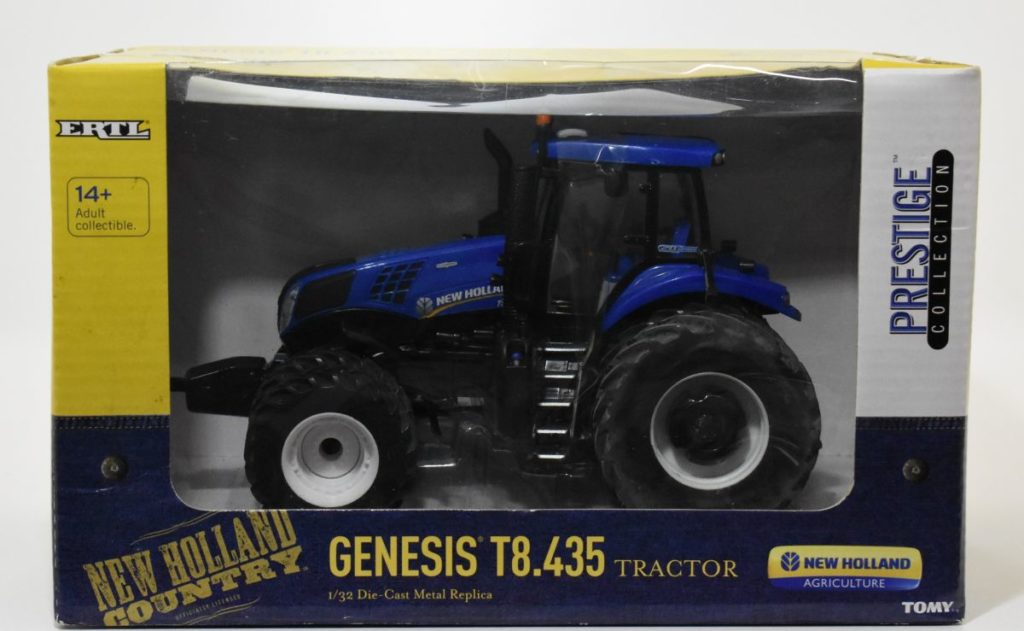 1/32 New Holland Genesis T8.435 Tractor W/ Duals Front & Rear - Dalton's Farm Toys