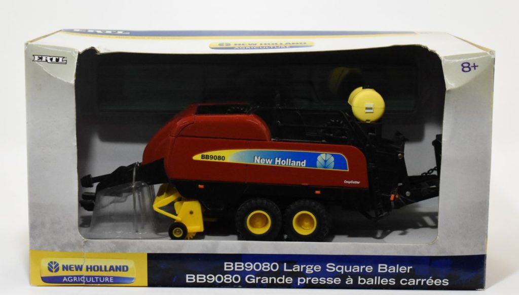 1/32 New Holland BB9080 Large Square Hay Baler - Dalton's Farm Toys