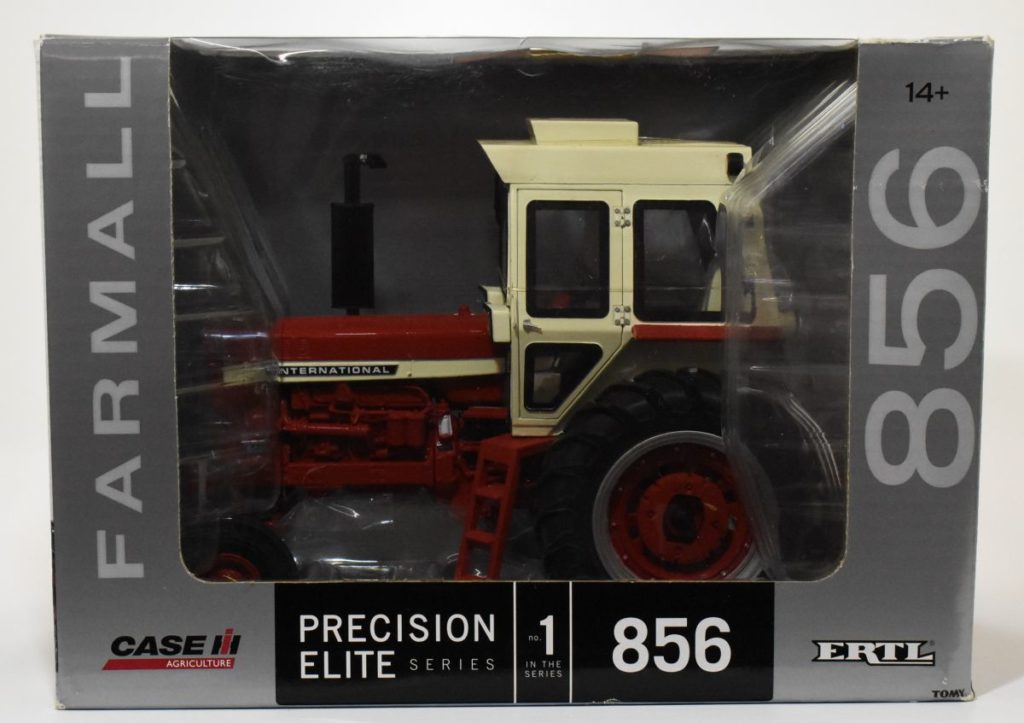 1/16 International Harvester Farmall 856 Precision Elite Series Tractor W/ Cab - Dalton's Farm Toys