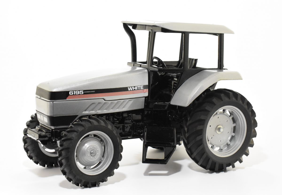 1/16 White 6195 Workhorse Tractor - Dalton's Farm Toys
