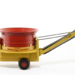 1/32 Haybuster H-1000 Tub Grinder - Dalton's Farm Toys
