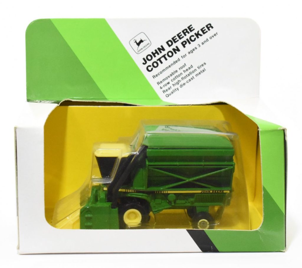 1/80 John Deere Cotton Picker W/ Removable Roof & 4-Row Cotton Head - Dalton's Farm Toys
