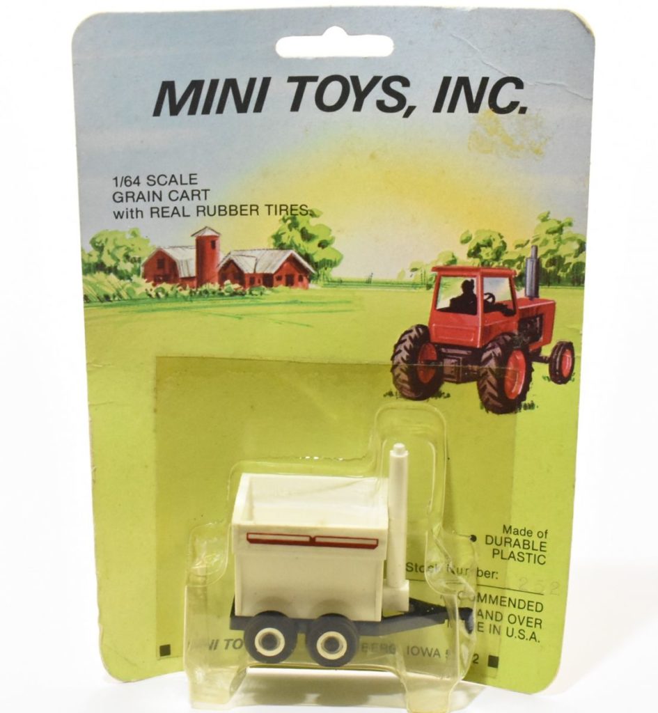 1/64 Grain Cart White - Dalton's Farm Toys