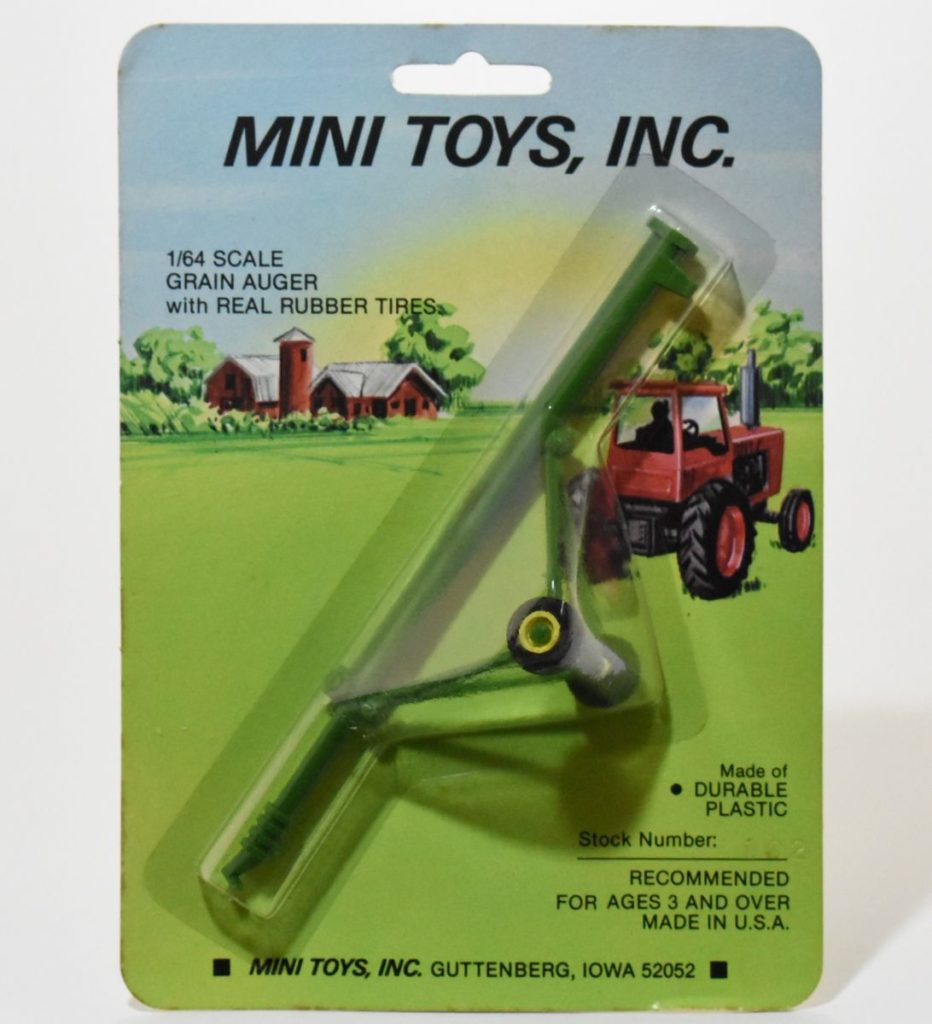 1/64 Green Mini Grain Auger - Dalton's Farm Toys
