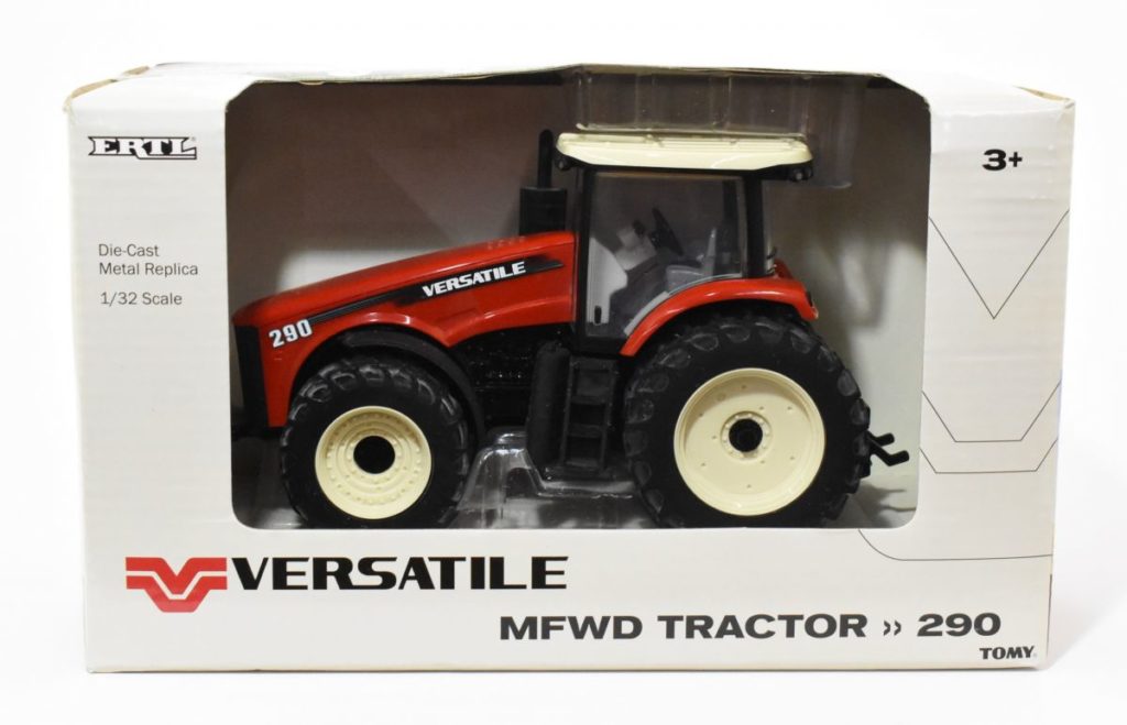 1/32 Versatile 290 MFWD Tractor - Dalton's Farm Toys
