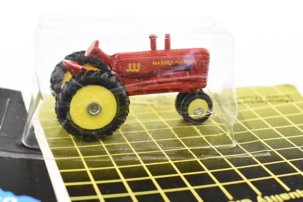 1/64 Massey Harris 333 Narrow Front Tractor - Dalton's Farm Toys