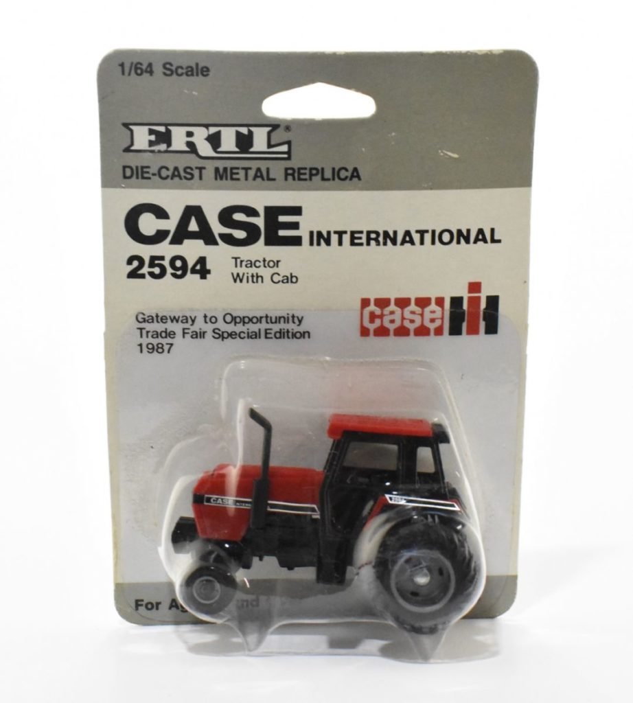 1/64 Case International 2594 Tractor, 1987 Trade Fair Special Edition - Dalton's Farm Toys