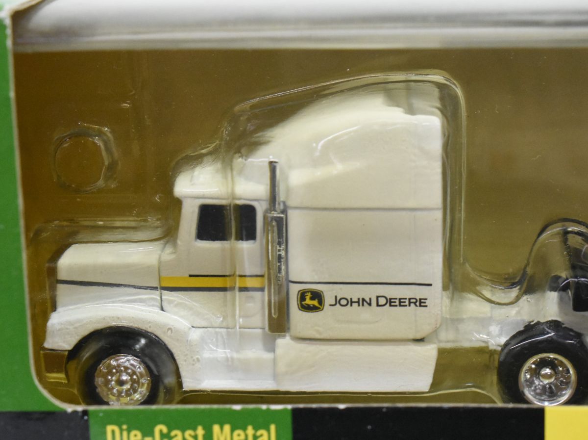 1/64 John Deere Semi Hauling Set With John Deere 648G-III Log Skidder ...