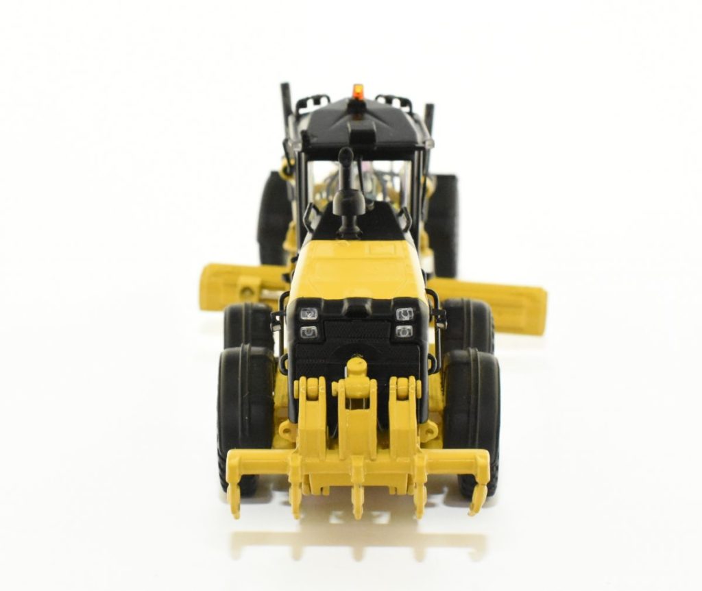 1/50 Cat Caterpillar 12M3 Motor Road Grader - Dalton's Farm Toys
