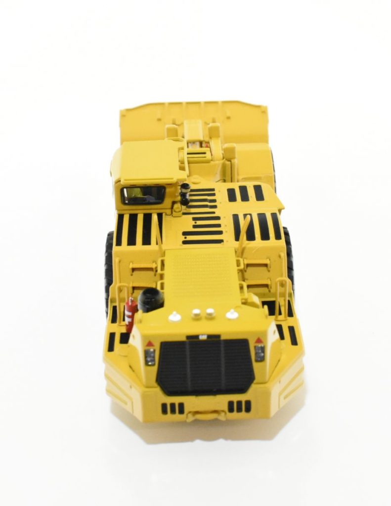1/50 Cat Caterpillar R3000H Underground Mining Loader - Dalton's Farm Toys