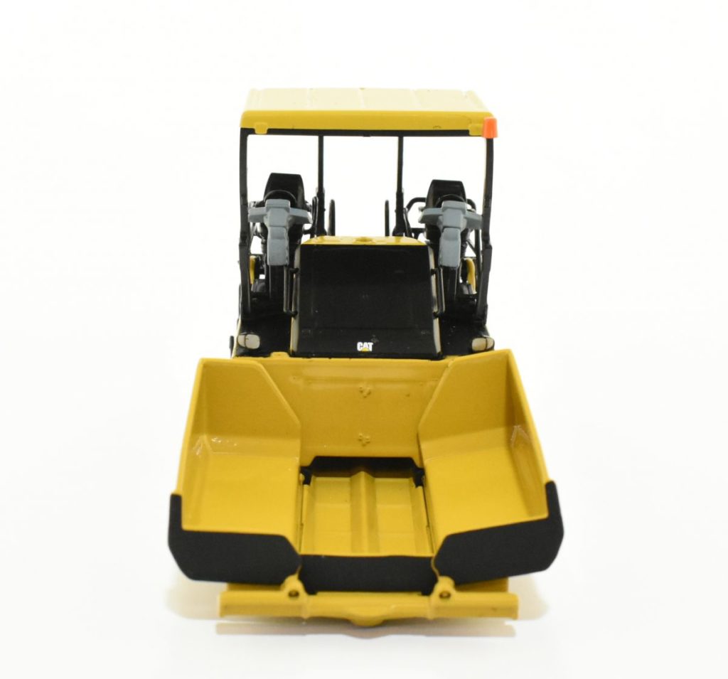 1/50 Cat Caterpillar AP655F Asphalt Paver - Dalton's Farm Toys
