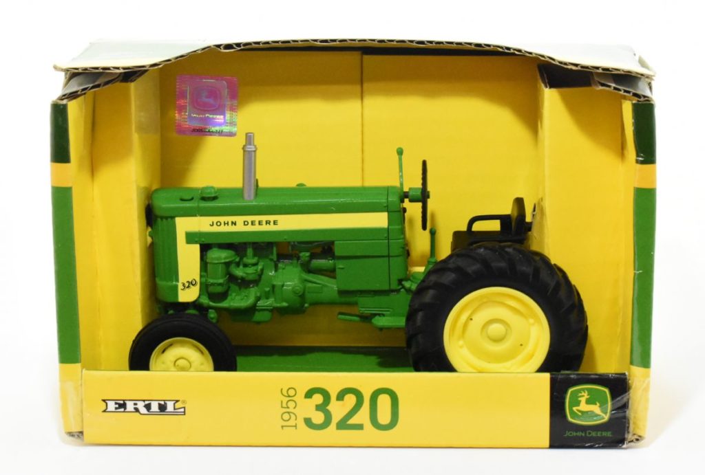 1/16 John Deere 320 Utility Tractor - Dalton's Farm Toys