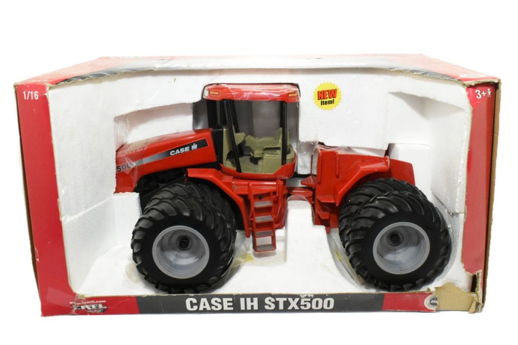 1/16 Case International STX500 4WD Tractor - Dalton's Farm Toys