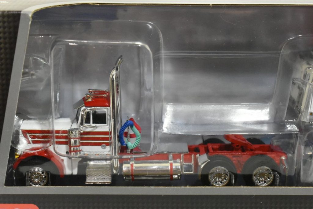 1/64 Peterbilt 379 Day Cab Semi Truck W/ Wilson Commander Grain Trailer ...