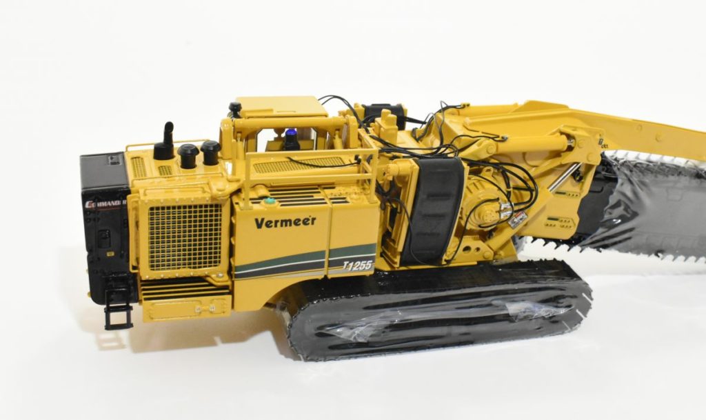 1/50 Vermeer T1255 Commander 3 With Hydrostatic Trencher Attachment ...