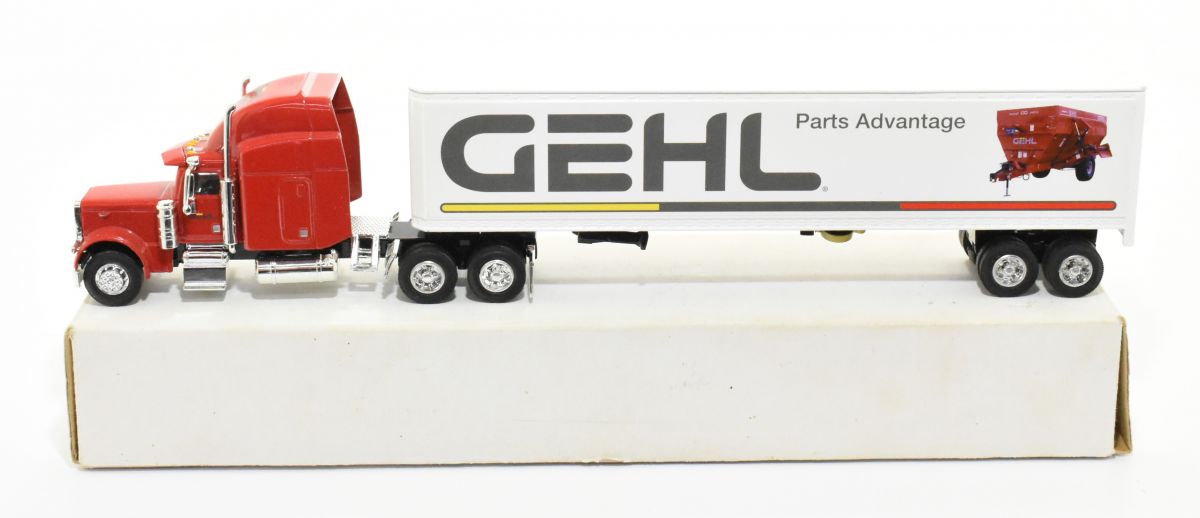 1/64 Gehl Semi And Trailer - Dalton's Farm Toys