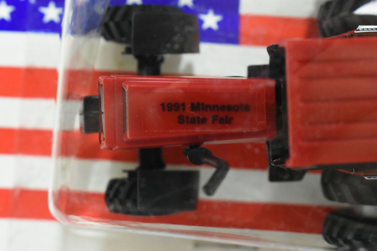 1/64 Case International 3294 Tractor With Front Wheel Assist, Duals & Front Fenders, 1991 ...