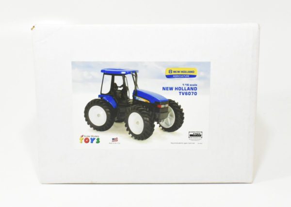 1/16 New Holland TV6070 Bi Directional 4wd Tractor - Dalton's Farm Toys