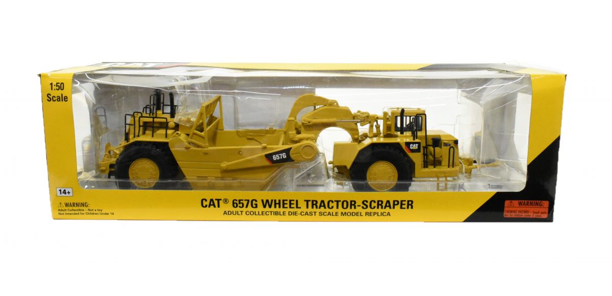 1/50 Cat Caterpillar 657G Wheeled Pan Scraper - Dalton's Farm Toys