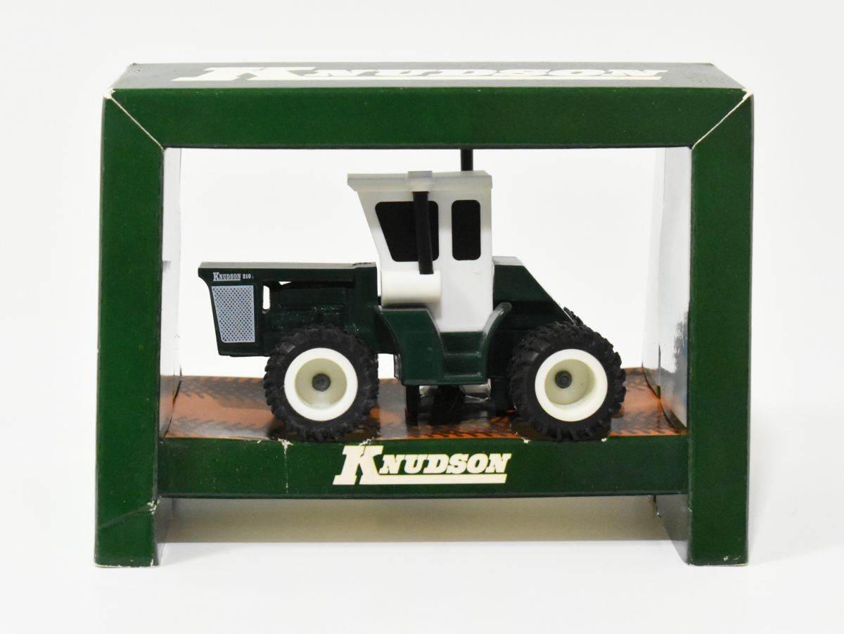 1/64 Knudson 4WD 310 Tractor With Duals - Dalton's Farm Toys