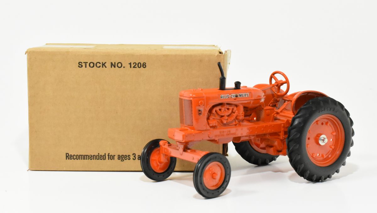 1/16 Allis Chalmers WD-45 Tractor With Wide Front, Special Edition ...