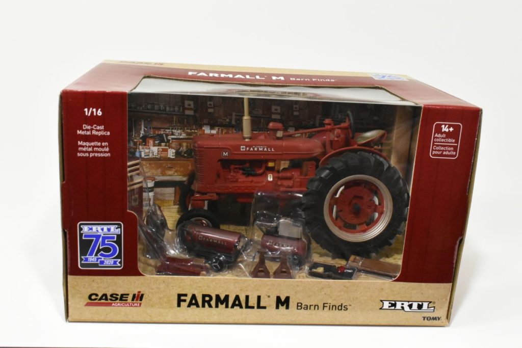 1/16 Farmall M Tractor With Wide Front, Dusty Barn Find With ...