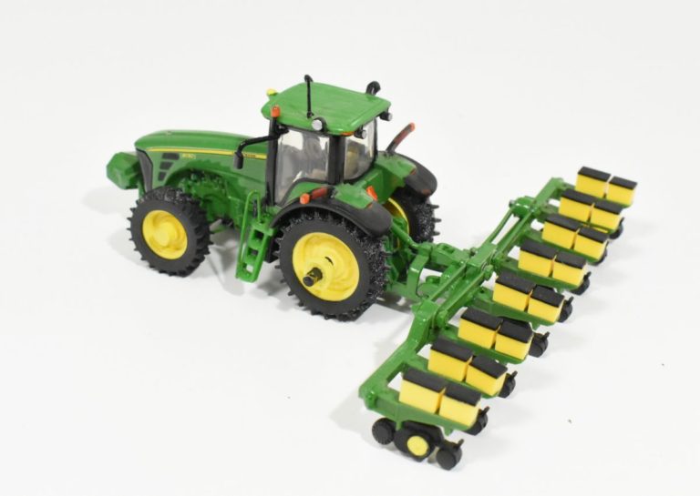 1/64 Custom John Deere 3 Point 8 Row Stack Fold Planter - Dalton's Farm Toys