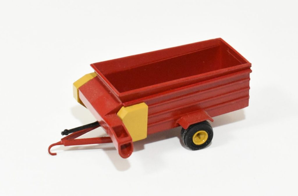 1/64 Custom Schuler Feed Mixer Wagon - Dalton's Farm Toys