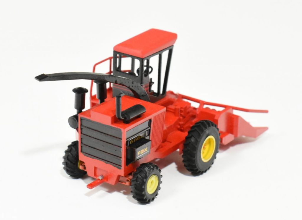 1/64 Custom Fox 6660 Self Propelled Chopper With Hay & Silage Heads ...