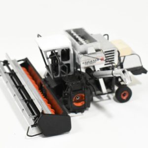 1/64 Custom Allis Chalmers Gleaner G Combine With 6 Row Corn & Grain ...