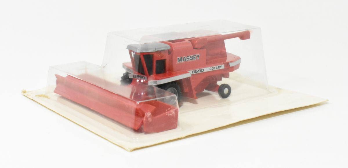 1/64 Massey 8590 Rotary Combine, 1987 National Toy Show - Dalton's Farm ...