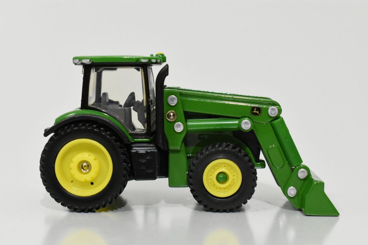1/64 John Deere 7230R Tractor With Front Wheel Assist And Loader ...
