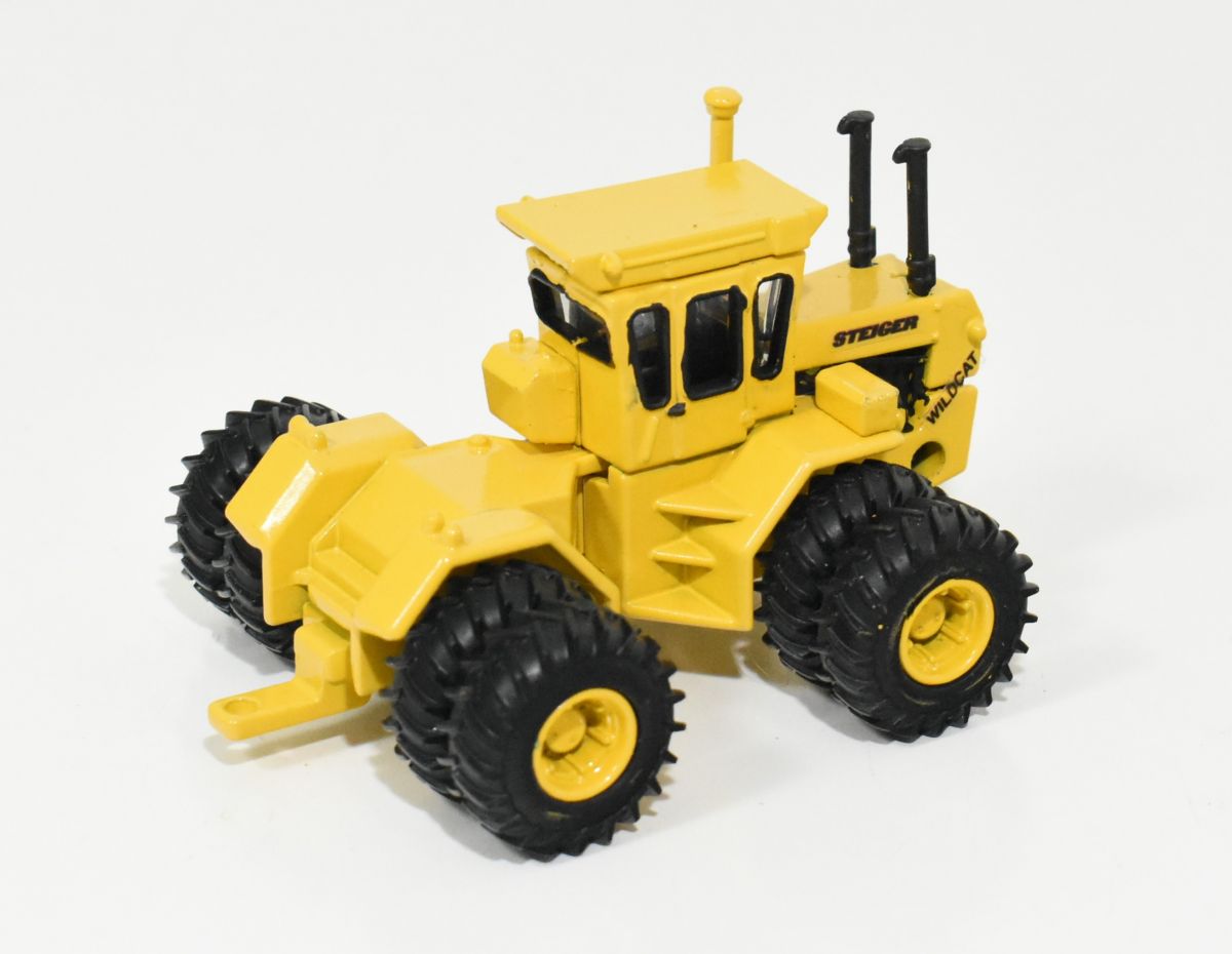 1/64 Custom Steiger Wildcat Series II Industrial 4wd Tractor With Duals ...